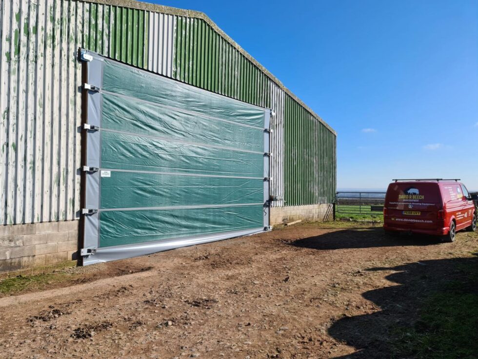 Galebreaker Maxi Door – Frodsham | David R Beech